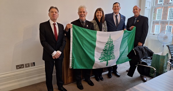 Austen Morgan meets with a delegation from Norfolk